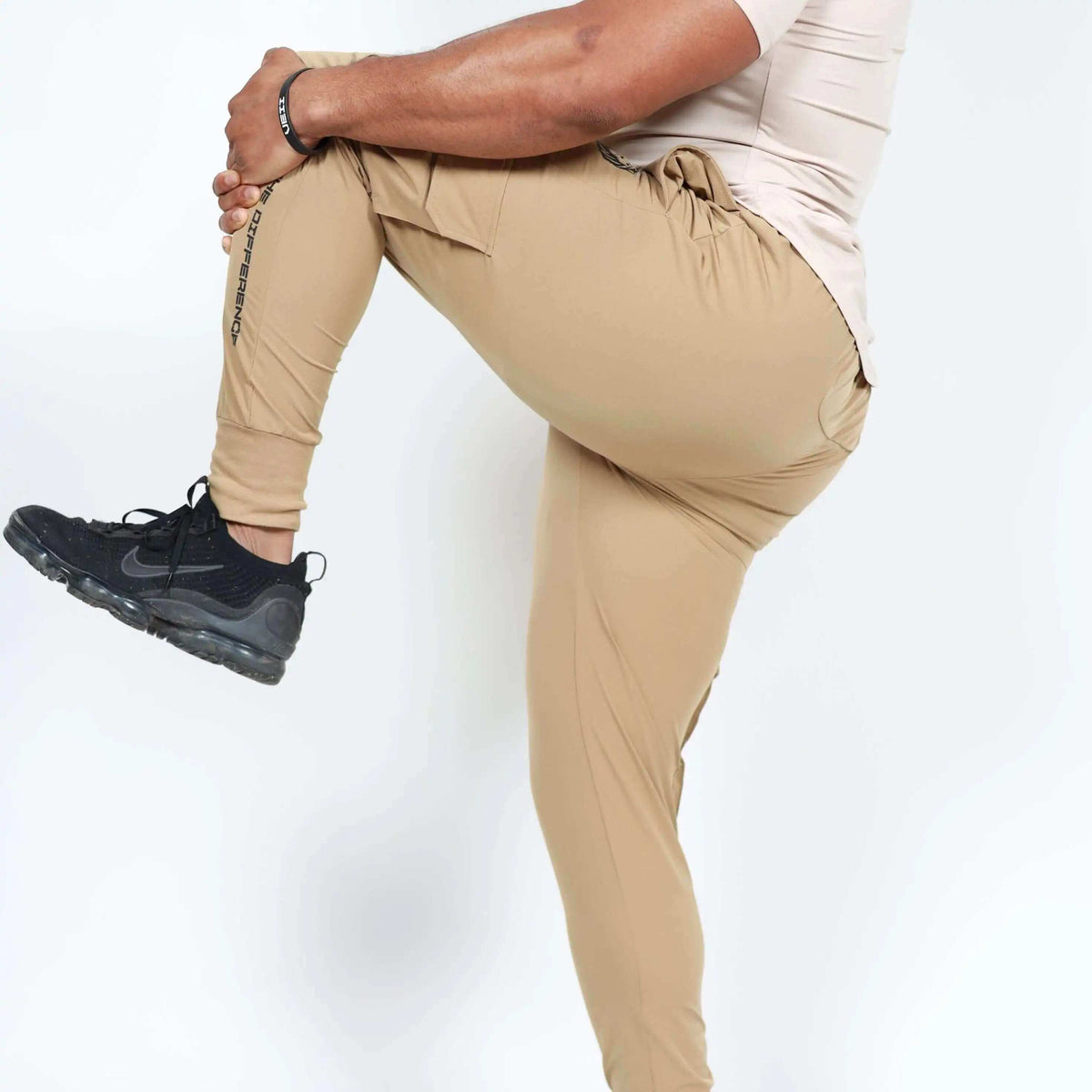 Infinity Cargo Joggers - Tan Workout Fitness Veii Apparel | Veii Apparel